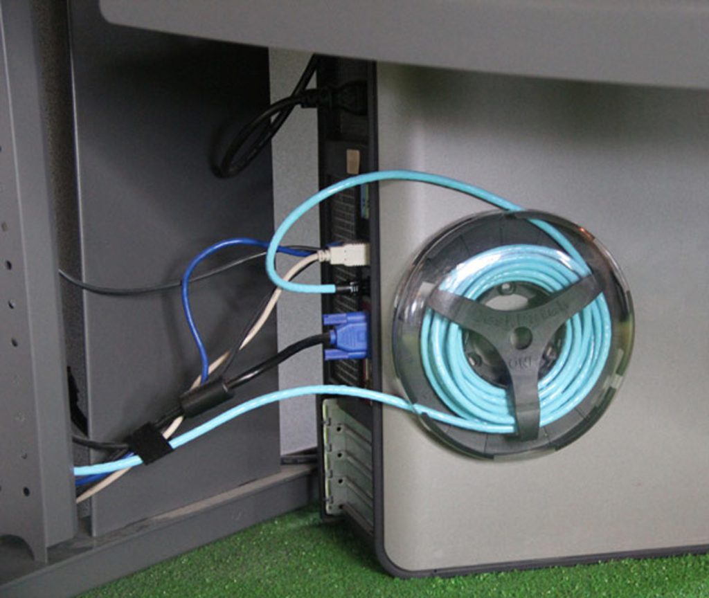 Cables para diversos entornos de hasta cinco metros con guardacable ...